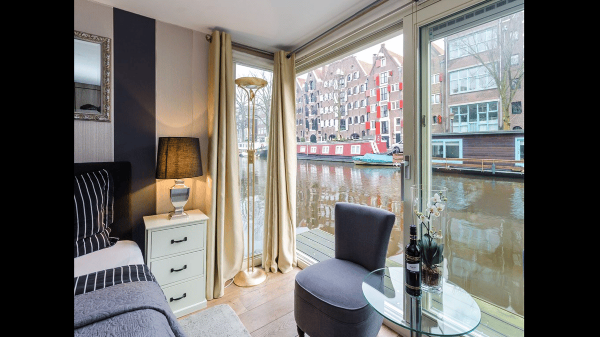 Houseboat Amsterdam: Houseboat Blue Water